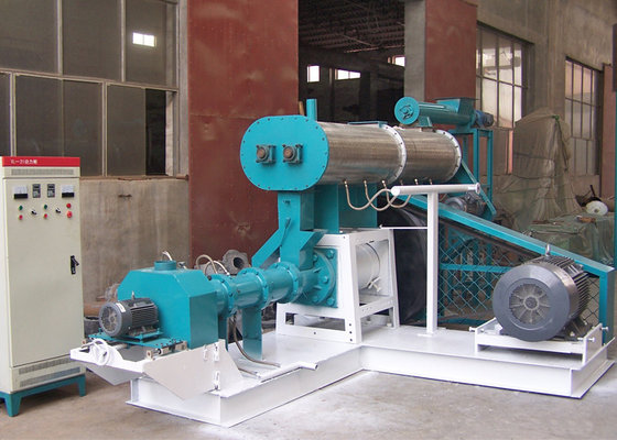 Small Size Floating Fish Feed Pellet Machine With Carbon Steel / Stainless Steel Conditioner