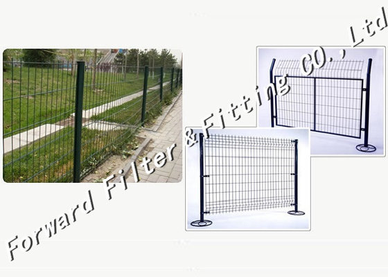 Beautiful Structure Durable Pvc Coated Fence Mesh Transported Easily