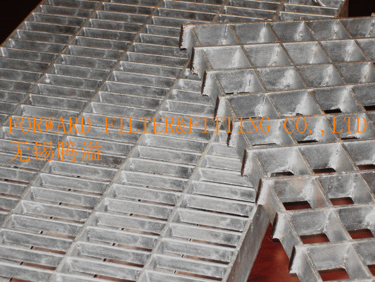 0.1mm - 100mm Metal Casting Products , Stainless Steel Gutter Guard Mesh