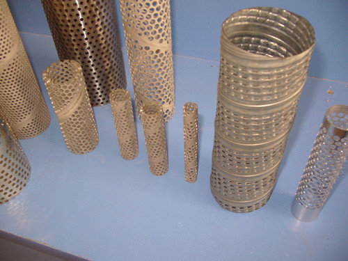 Petroleum Perforated Metal Wire Filter Mesh Tube , Filter Parts