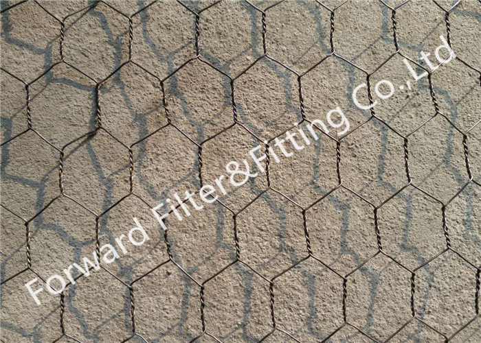 Iron / stainless steel hexagonal wire netting for protecting mesh fence , Length Customized
