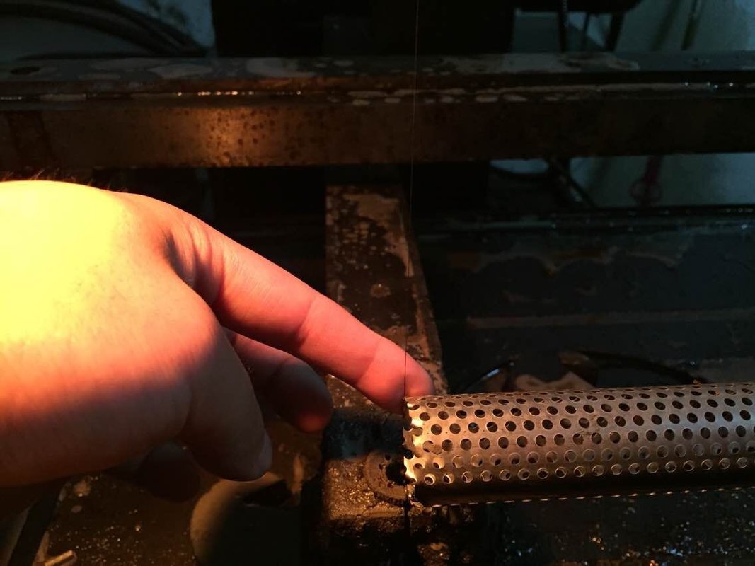 316L Stainless Steel Perforated Exhaust Tube 0.3mm For Filter Tube Wire Cutting
