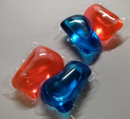 Lasting fragrance oem 20g liquid bule custom laundry detergent pods for washing clothes zip bags