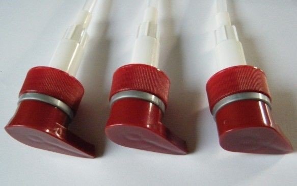 3.5ml 32/410 ribbed liquid soap lotion pump , solid plastic PP red