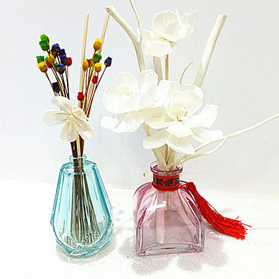 Eco Friendly Beautiful Glass Reed Diffuser Bottles Oil Diffuser Bottle