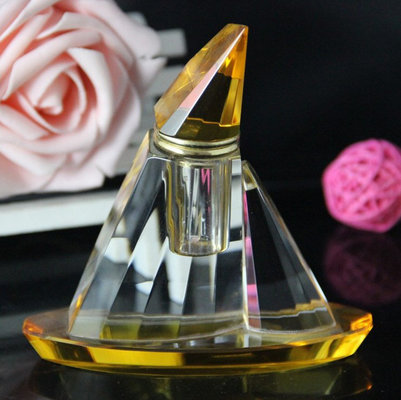 Customized Vintage Crystal Perfume Bottles Silk-Screen Printing Surface