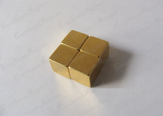 Cube Neodymium Block Magnets Coated Gold N35 5 * 5 * 5 mm 80 Celsius Degree