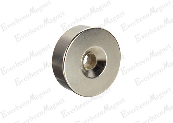 N45 Circle / Round Magnets With Holes In The Middle , Screw On Magnets 80 Celsius Degree