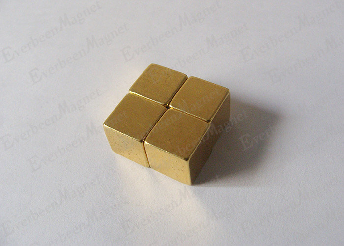 Cube Neodymium Block Magnets Coated Gold N35 5 * 5 * 5 mm 80 Celsius Degree