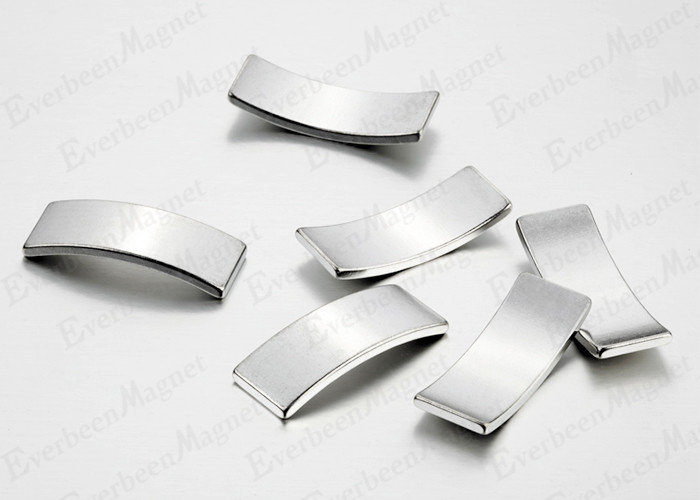 N52 Neodymium Segment Magnets Anti - Rust Low Working Temperature Max Energy Output