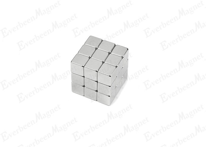 N35 Neodymium Rare Earth Magnets 1 / 2 " × 3 / 8 " × 1 / 4 " Low Temperature Coefficient