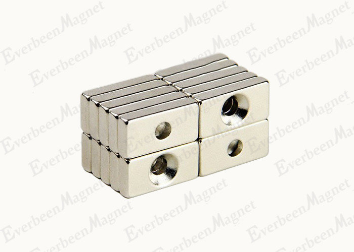 N42 Rectangular Countersunk Neodymium Magnets 1 " X 1 / 2 " X 3 / 16 " Thickness  With Tapered Hole