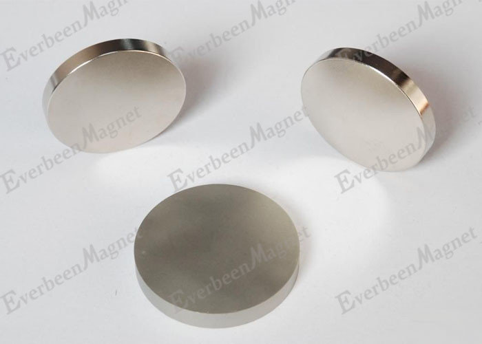 N35 Round Neodymium Disc Magnets D20 * 5MM  Diametrical Magnetized Ni Plated