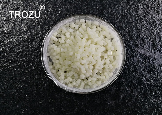 TZ-230W Halogen Free Flame Retardant Material Non Toxic / Non Droplet