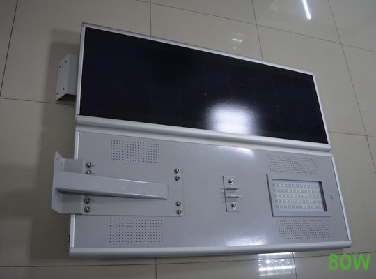 80W Intelligent Solar Powered Lights Fixtures Harsh Weather Workable CE TUV