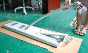 Cable Free LED Solar Powered Street Lamps Fixtures  Aluminum Alloy Seal Designed