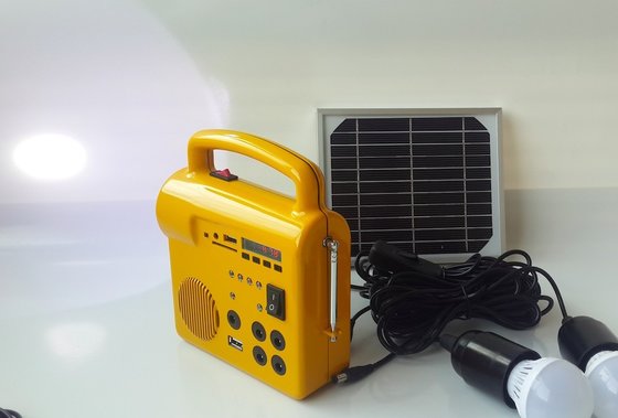 FM Mobile Charging Solar Powered Lights With 3M Waterproof Cable Solar Panel
