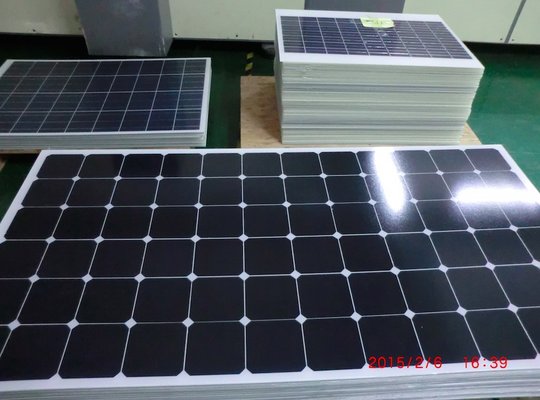 High Light Transmission Glass Solar Energy Panels 220W All Weather Resistance