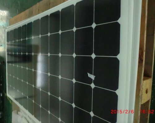 135W High Efficiency Solar Panels Commercial Incorporating Hexagonal Drainage Holes