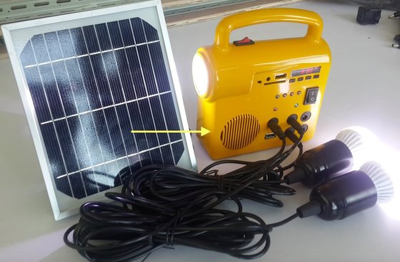 Bluetooth Multi Function Solar Powered Lights For Camping , Outdoor Solar Lights