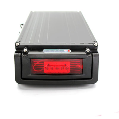 No Memory Effect BMS Rechargeable 36V10.4Ah E Bike Batteries Rear Rack Long Cycle Life