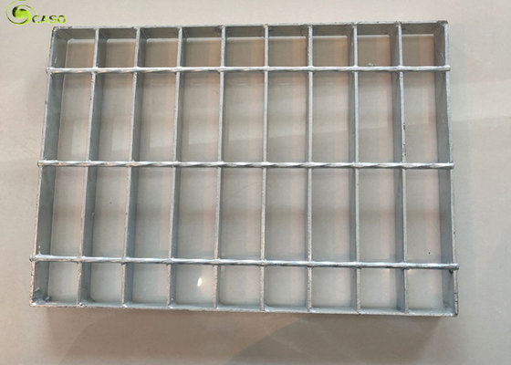 China Stair Walkway Treads I bar Serrated Grid Mesh Floor Galvanized Metal Grating supplier