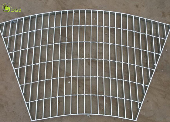China Serrated Carbon Steel Drain Bracing Grate Floor Hot Dip Galvanized Grid Grille supplier