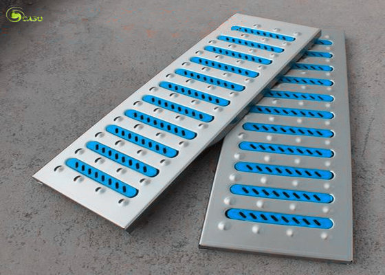 China Hot Dip Galvanized Water Gutter Drain Steel Bridge Deck Grating Platform Floor supplier