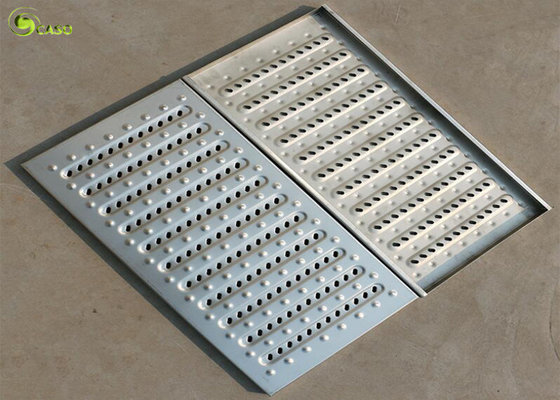 China Anti Skidding Drainage Grating Plate Weight Traction Tread Rungs Ladder Floor supplier