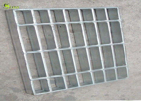 China Serrated Bar Drain Trench Cover Twisted Galvanized Steel Grid Grating Stair supplier