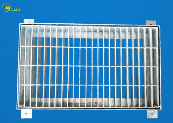 China Galvanized Steel Bar Burglar Drain Trench Grating Cover With Angle Frame supplier