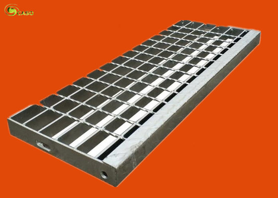 Steel Drain Trench Gratings Grid Plates Serrated Metal Stair Treads Cover supplier