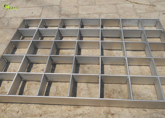 Heavy Duty Square Perforated Catwalk Steel Bar Drainage Trench Grating Treads supplier