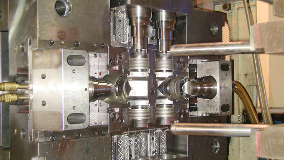 Large Plastic Mold Precision Injection Mould Hot Runner Mould DME Strandard