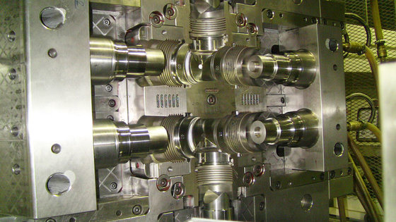 Large Plastic Mold Precision Injection Mould Hot Runner Mould DME Strandard