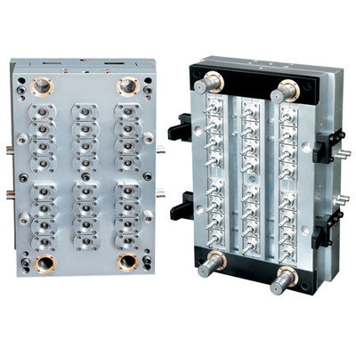 Hot / Cold Runner Precision Injection Moulding Mould For Clear Soft PVC Material