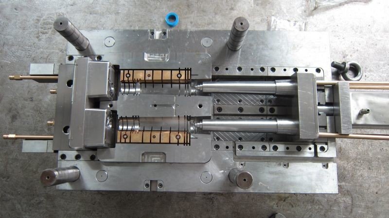 Custom Precision Injection Mold NAK80 Steel For High Glossy Plastic Parts