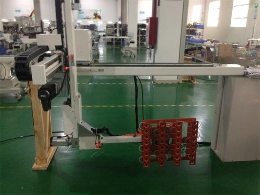 Yaskawa AC Servo Motor Linear Guide Traverse Robot For Pet Preform Taking Out