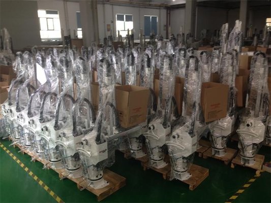 Pneumatic Rotary Swing Arm Robot For Horizontal Injection Moulding Machines