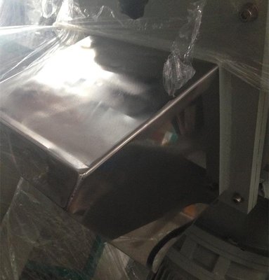 High Speed Vertical Paddles Plastic Mixing Machine With Rolling Wheels