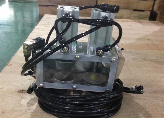 Microcontroller Proportional Valves For Mixing Virgin / Regrind Plastic Material