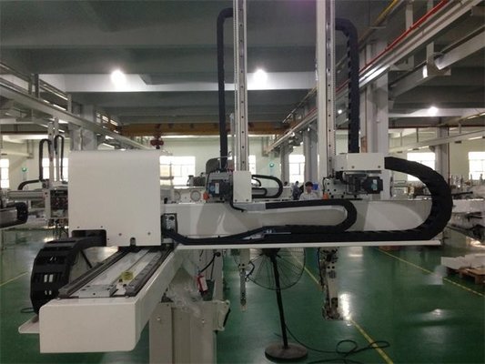 5 Axis Rapid Industrial Robotic Arm Telescopic Gripper for Injection Molding Machine