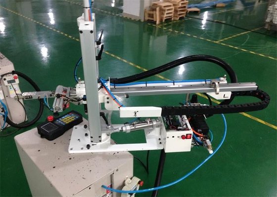 Vertical Injection Molding Machinery Swing Arm Robot Cylinder Driven Taking Out Arm