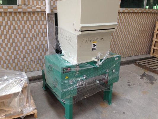 Recycling 75HP / 55KW Flake Blade Granulator Hard Defect Plastic Parts