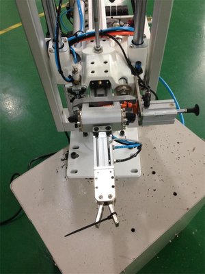 Swing Robot Arm Manipulator For Vertical Molding Machine