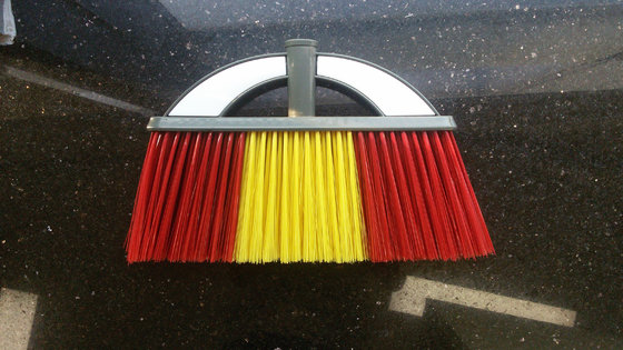 Indoor Large Straight Plastic Brooms Flexible Bristles Long Lasting Fibers