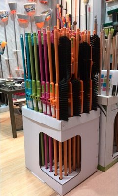 Rotary Hook cardboard retail counter displays For Soft Broom Set