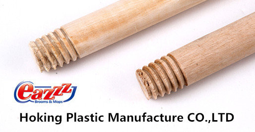 Customized Varnish Wooden Broom Handles With Italian Thread Eucalyptus Wood