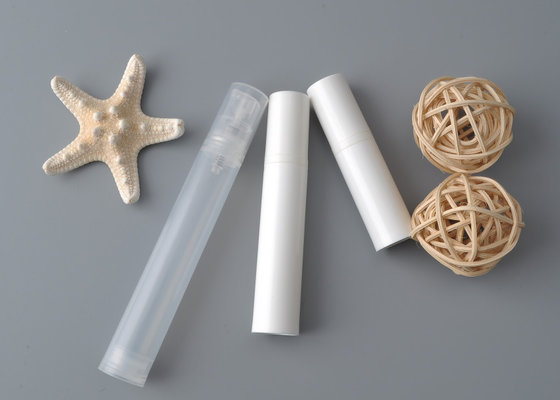 15ml空気のないポンプびんの小さいサンプル目の血清の白いプラスチックびん
