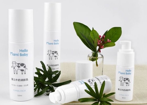 30ml 50ml 80mlの小型プラスチック シャンプーはシャンプーのためのプラスティック容器をびん詰めにします